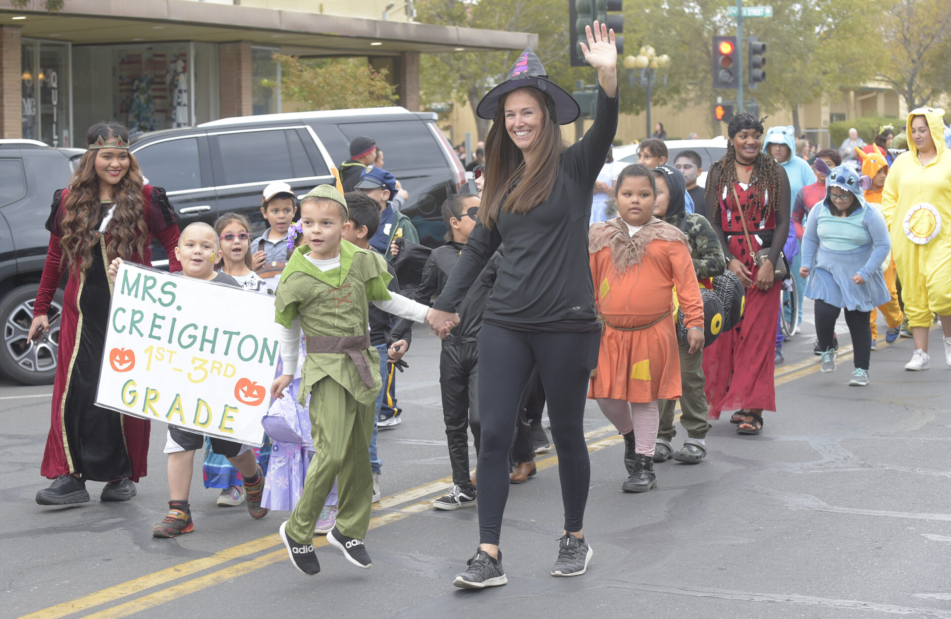 WESTSIDE, LOS BANOS ELEMENTARY SCHOOLS PARADE ON HALLOWEEN - The ...